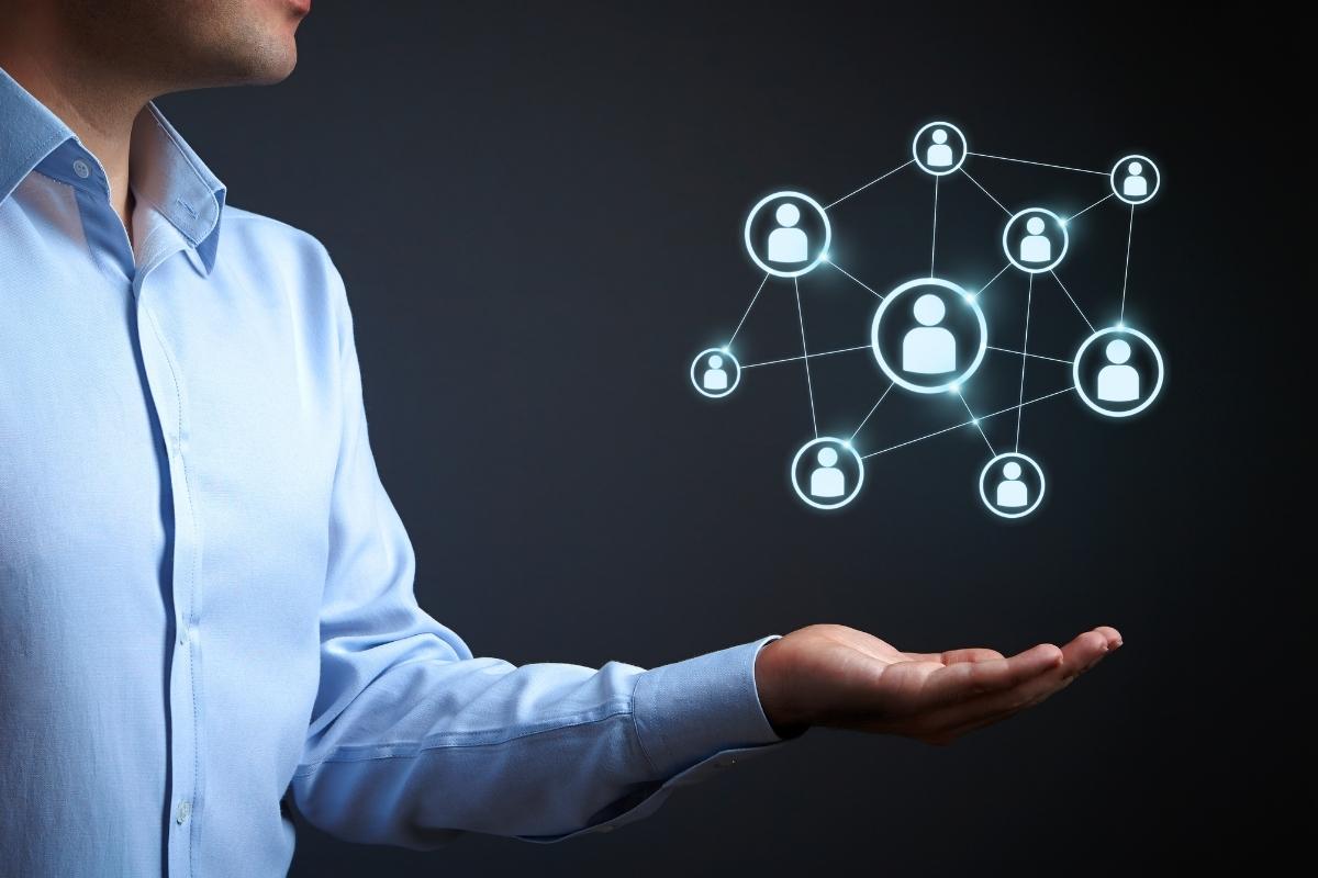 Você sabe o que é networking? Entenda o conceito e aplique em sua vida ...